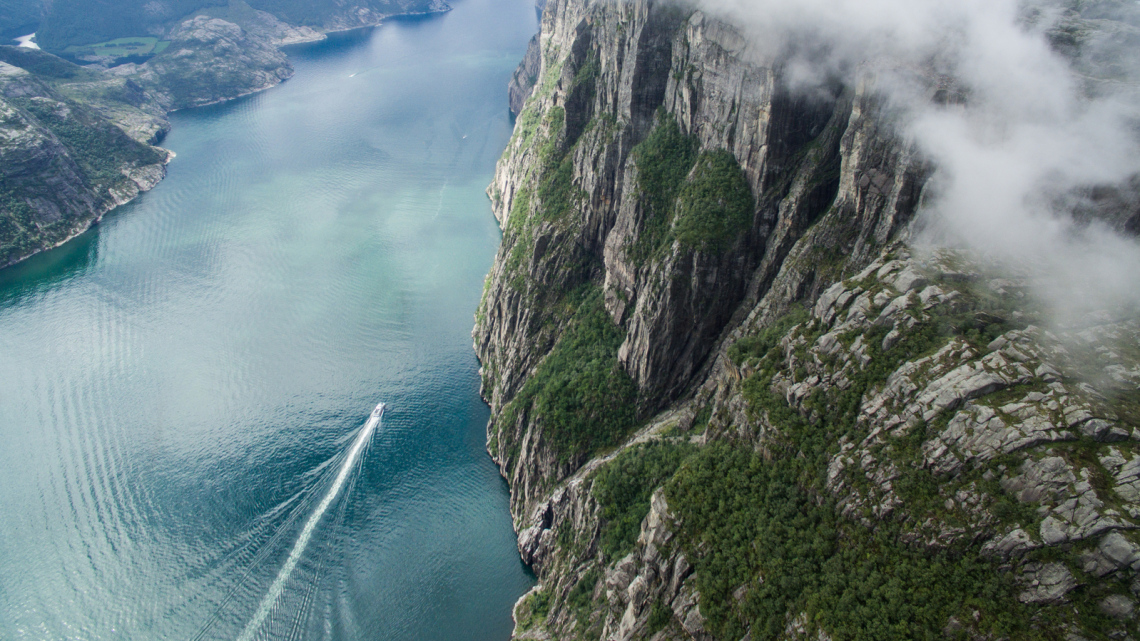 Круїз Норвезькими фіордами на лайнері Costa Diadema. Українська група ...